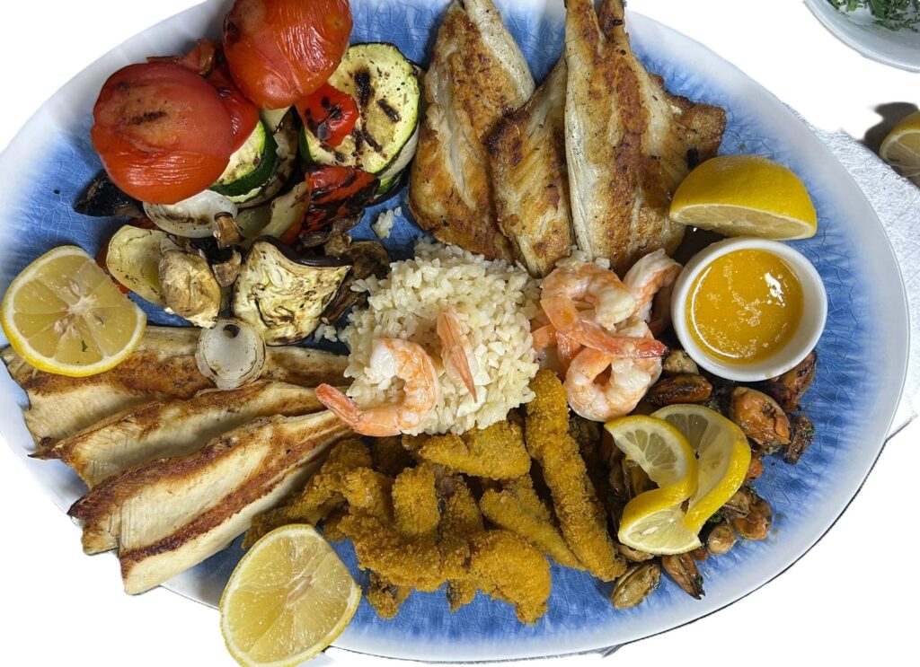 PLATOU PESTE- 4 pers-1850G - Restaurant Margineni